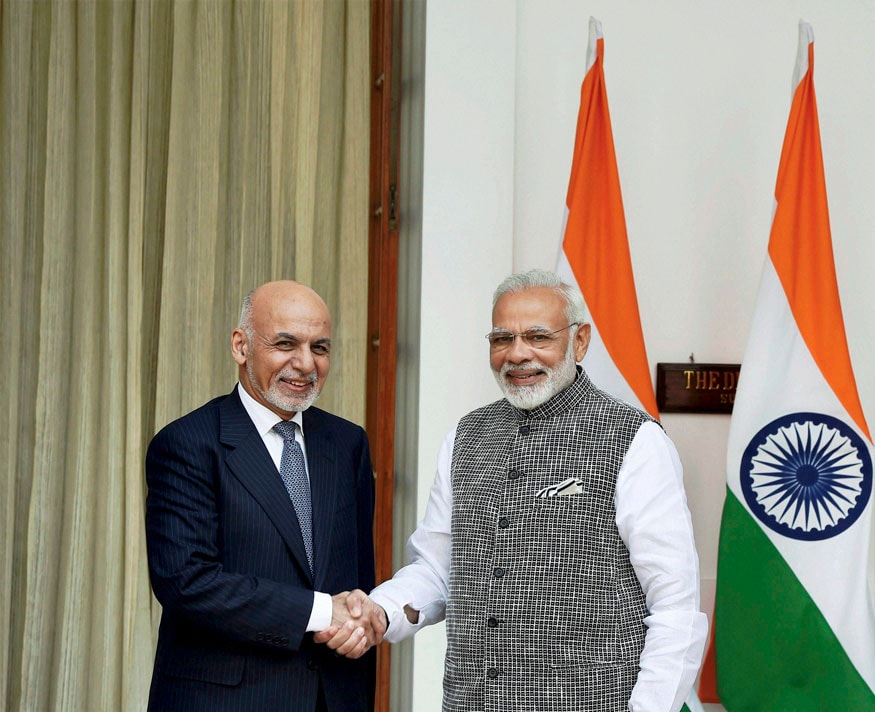 A Look Back at PM Narendra Modi in 2017 - News18