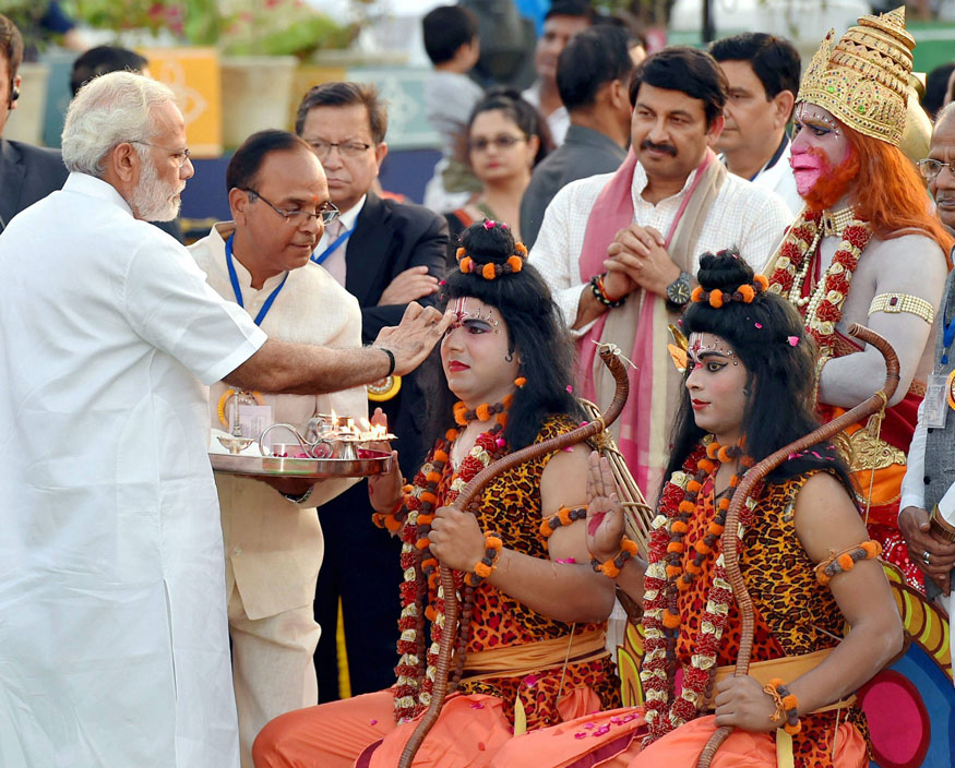 A Look Back at PM Narendra Modi in 2017