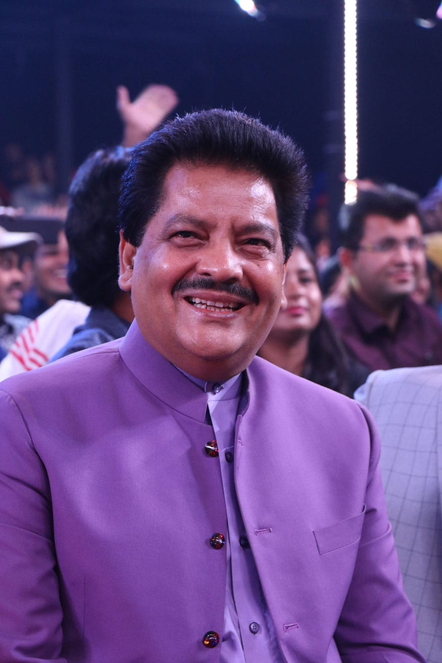 Sa Re Ga Ma Pa L'il Champs 2017: Anjali & Shreyan Lift the Trophy - News18