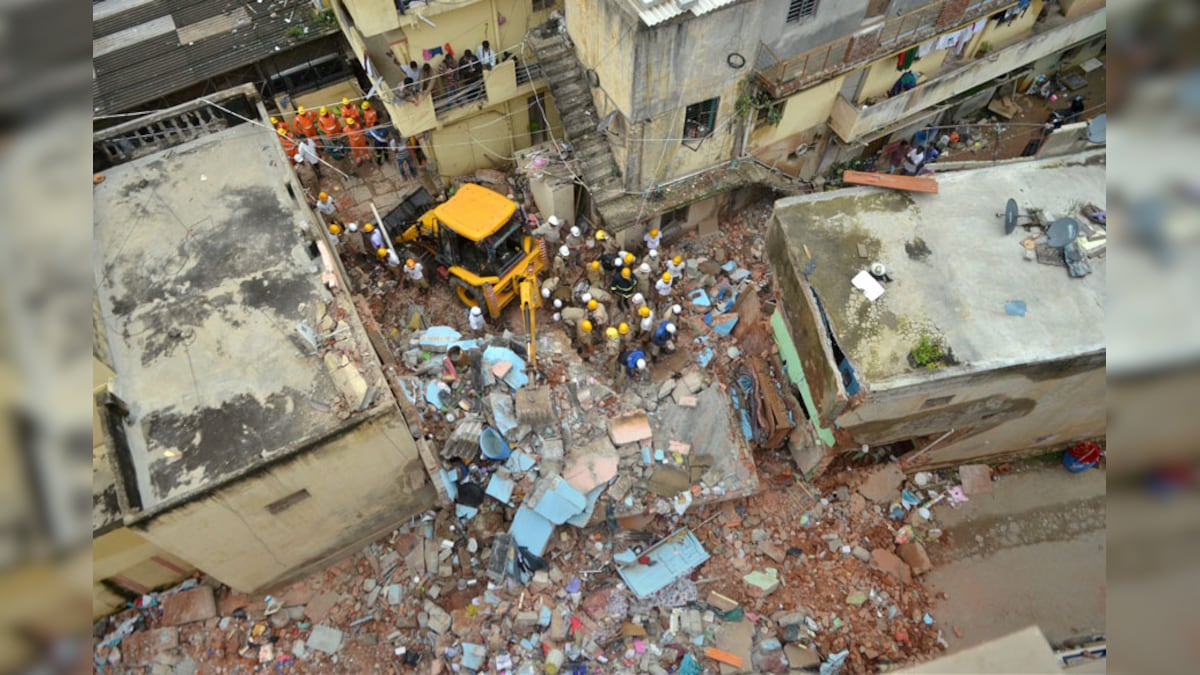 10 Killed as Four-Storey Hotel Building Collapses in Indore, CM ...
