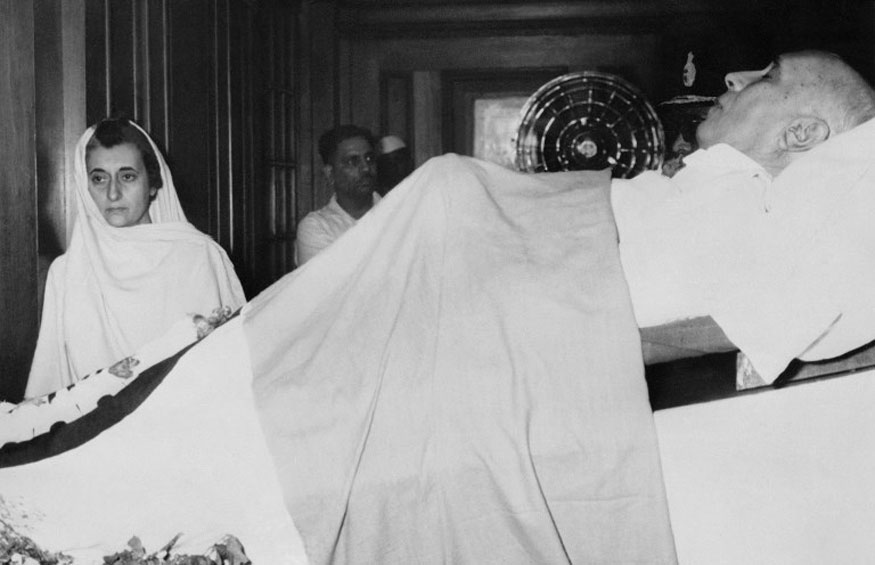 Indira Gandhi's 103rd Birth Anniversary: 24 Rare Photos of 'Iron Lady ...