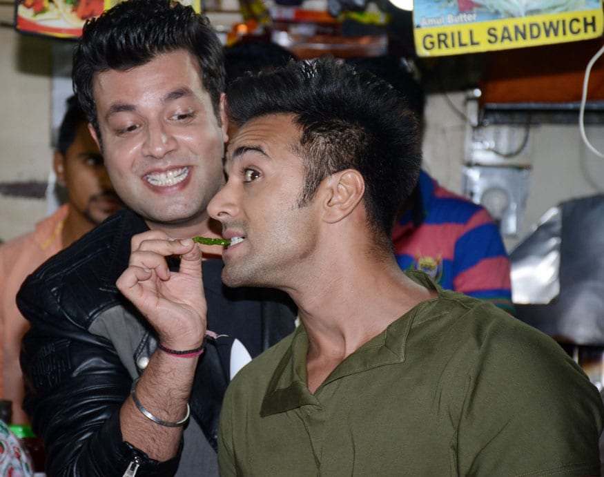 Pulkit Samrat, Richa Chadda Promote Fukrey Returns - News18