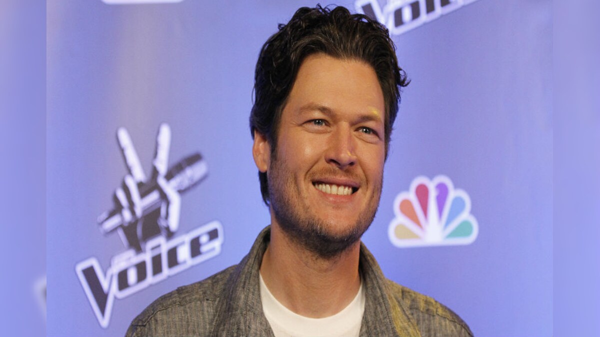 People Magazine Names Blake Shelton 2017s Sexiest Man Alive