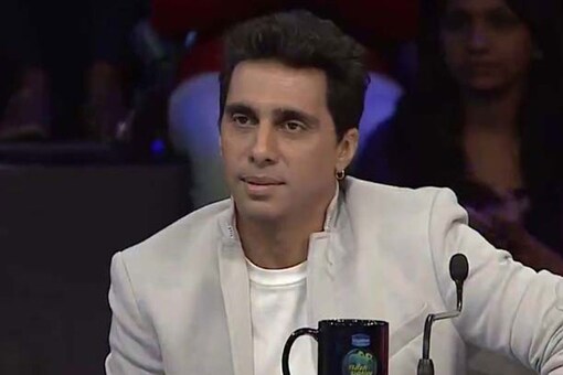 Ashley Lobo Collaborates with International Choreographers - News18