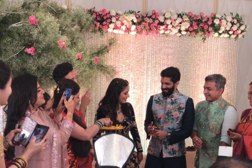 Raj Thackeray's son Amit gets engaged to long-time girlfriend - News18
