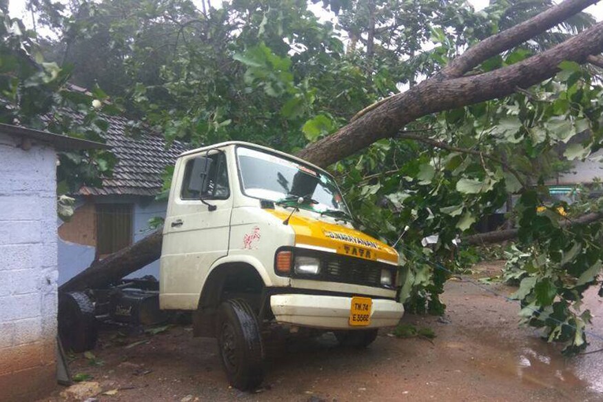 Cyclone Ockhi LIVE: Warning Issued to Watch Rising Rivers, Toll Mounts ...