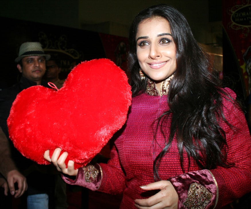 Happy Birthday Vidya Balan: 24 Rare & Candid Photos You Must See - News18