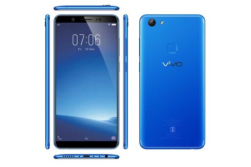 Vivo V7 Blue Colour Variant Launched For Rs 18, 990 - News18
