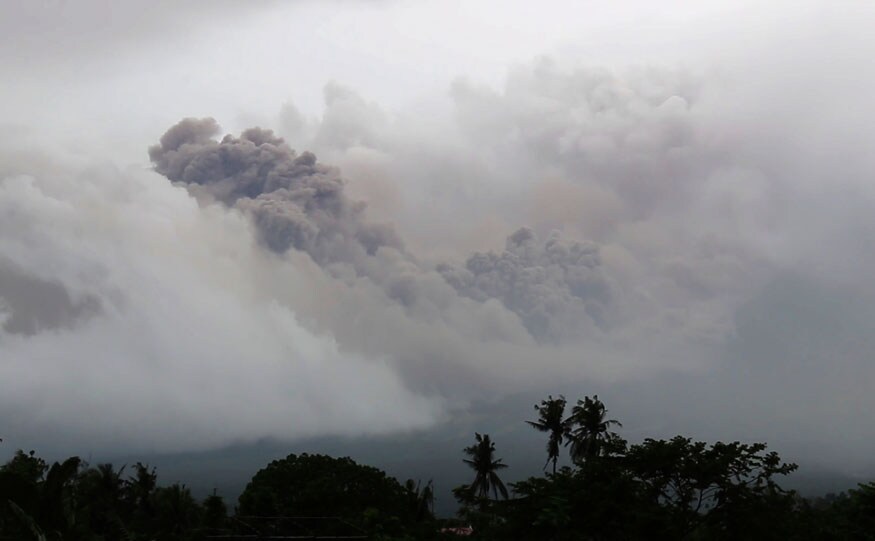 Mayon Volcano Eruption: Philippines Raises Alert Level - News18