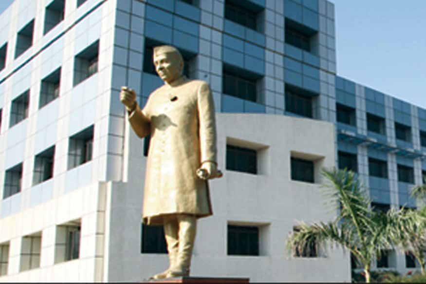 JNTUH B-Tech Exam Timetable 2018, Online Application Schedule Available ...