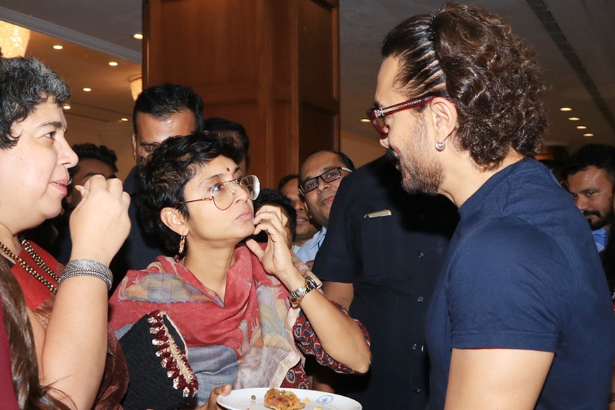Aamir Khan's Wife Kiran Rao Bonds with his First Wife Reena - News18
