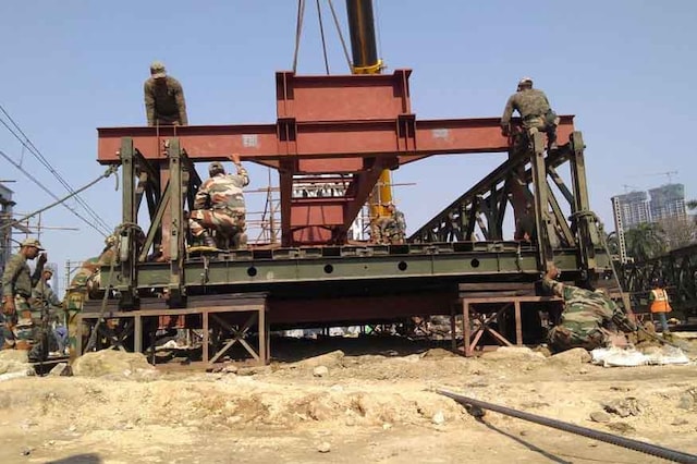 Foot-over-bridge Connecting Elphinstone-Parel Stations Becomes ...