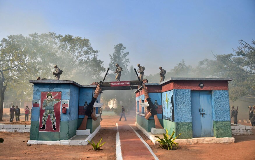 In Photos: Military Training Demonstration in Bengaluru - News18