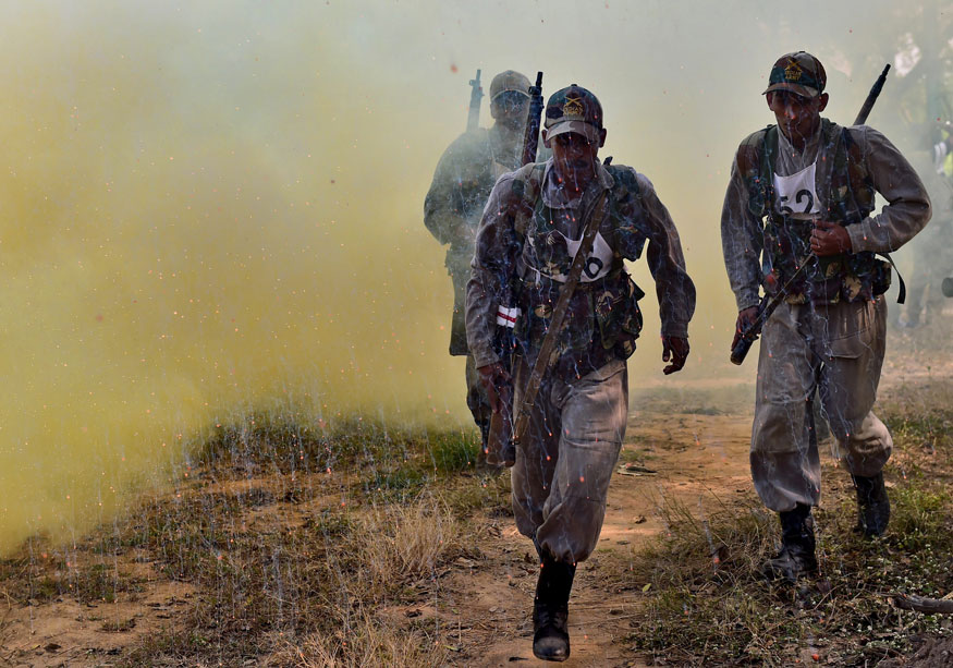 In Photos: Military Training Demonstration in Bengaluru - News18