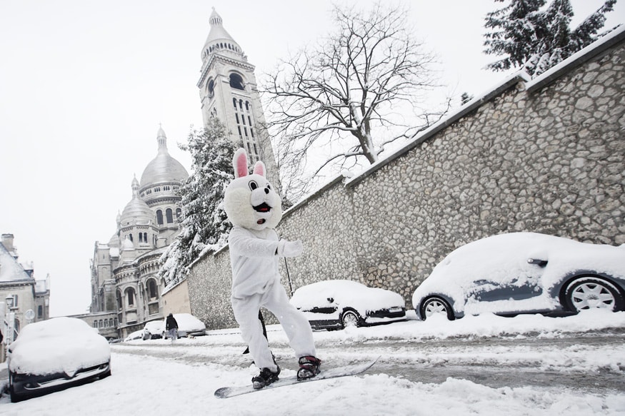 Skiers are Soaring Through the Streets of Snow Blanketed Paris - News18
