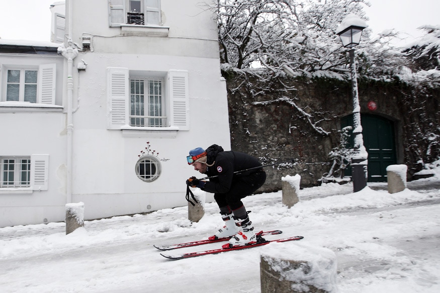 Skiers are Soaring Through the Streets of Snow Blanketed Paris - News18