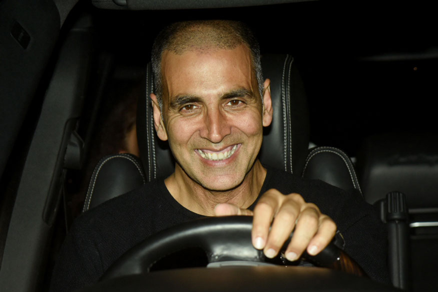 Bollywood Celebs Watch Akshay Kumar's Padman; See Photos