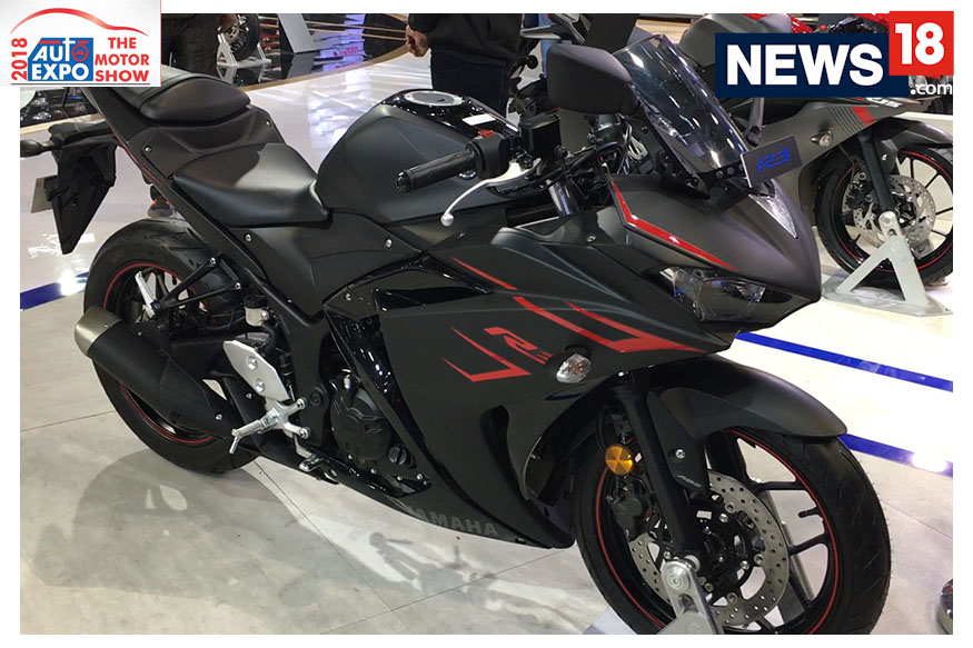 Auto Expo 2018: First Look of Yamaha YZF R3 at Auto Expo