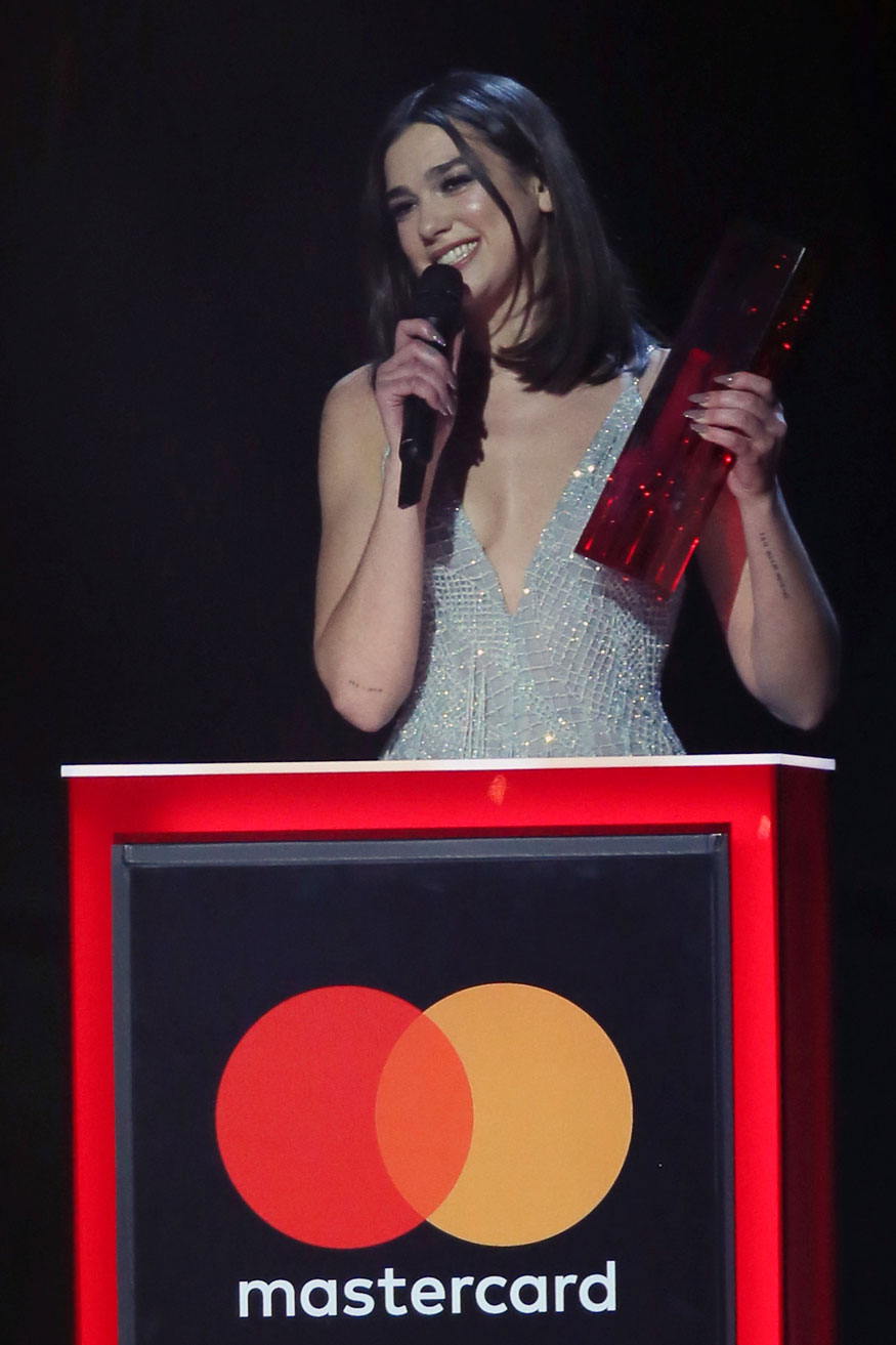 Brit Awards 2018: Best-Dressed Divas from the Starry Night - News18