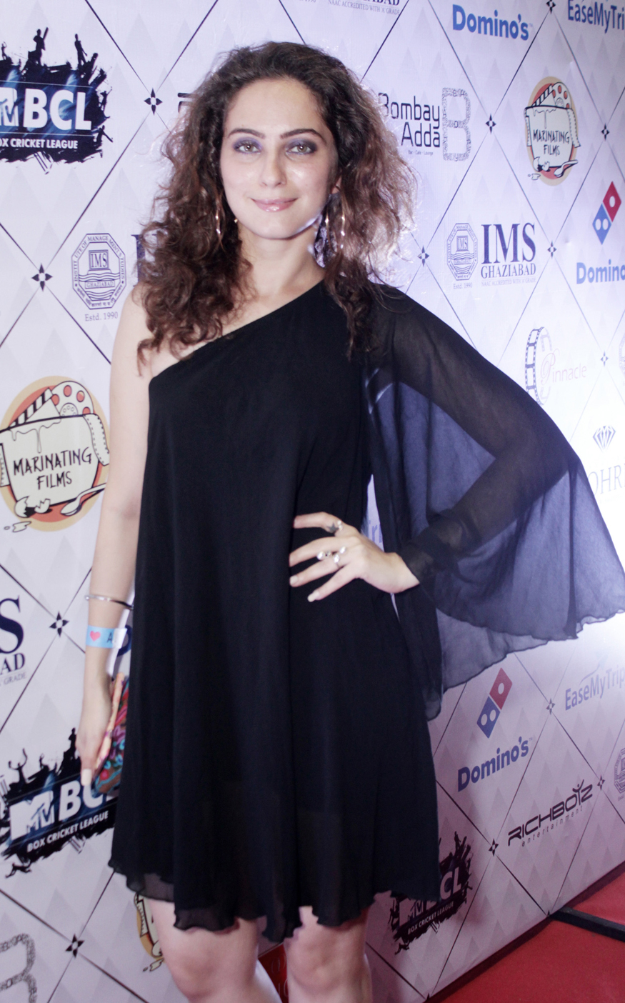 TV Stars Grace BCL Team Mumbai Tiger's Jersey Launch - News18