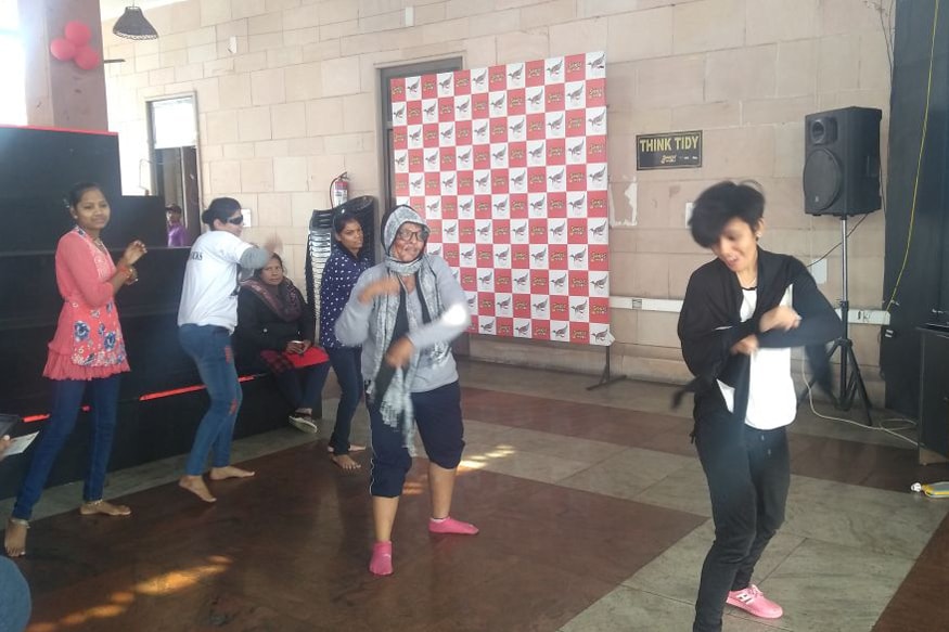 Acid Attack Survivor to get Engaged on V-Day at Sheroes, a Restaurant ...