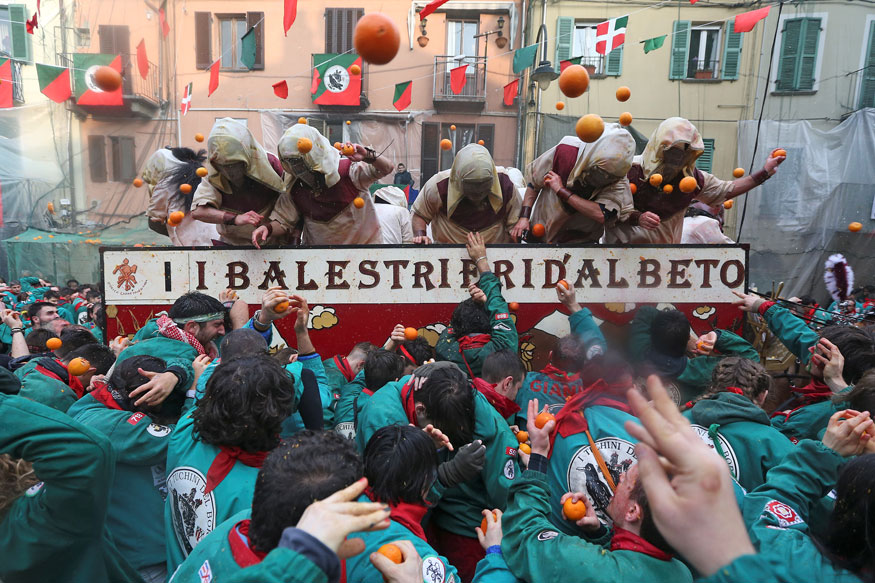 Italy's 'Battle of the Oranges' in Ivrea Carnival; See Pictures - News18