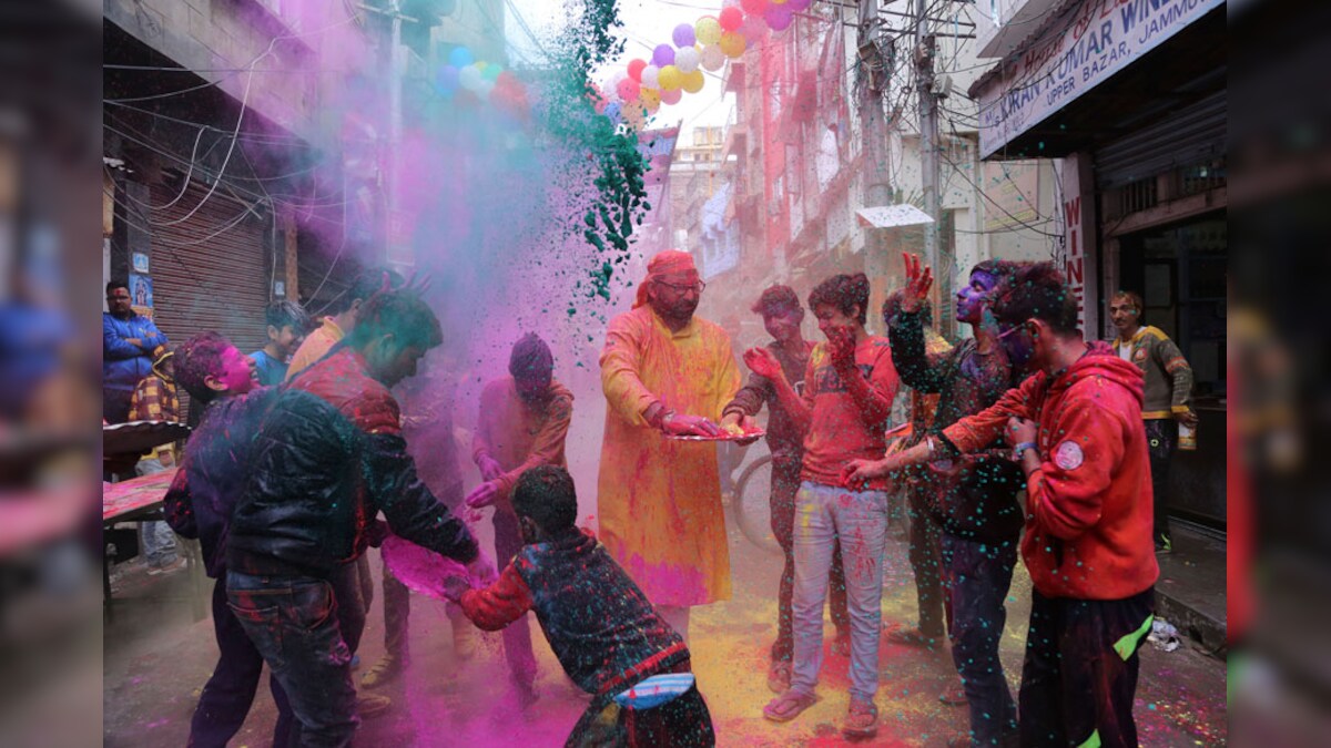 Mamata Banerjee Calls for Communal Harmony on Days of Doljatra, Holi