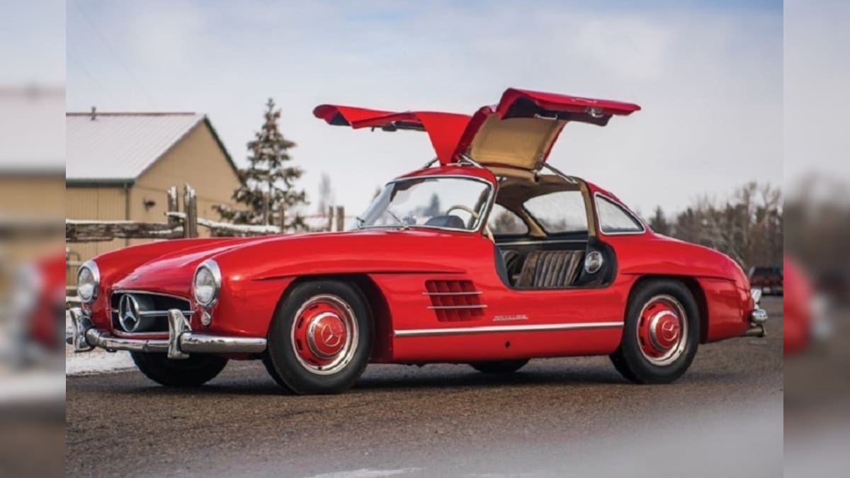World's First Supercar 1957 Mercedes-Benz "Gullwing" Up For Auction