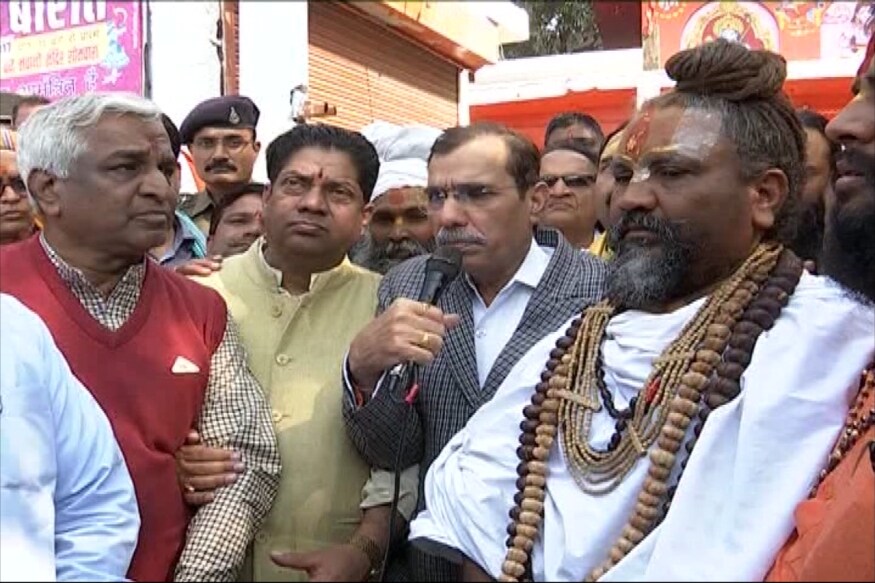 Meet Computer Baba and 4 Other Seers Who Got Mantri Status in Madhya ...