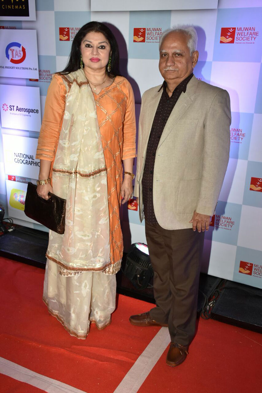 Manish Malhotra's Fashion Show: Veteran Stars Rock The Night - News18