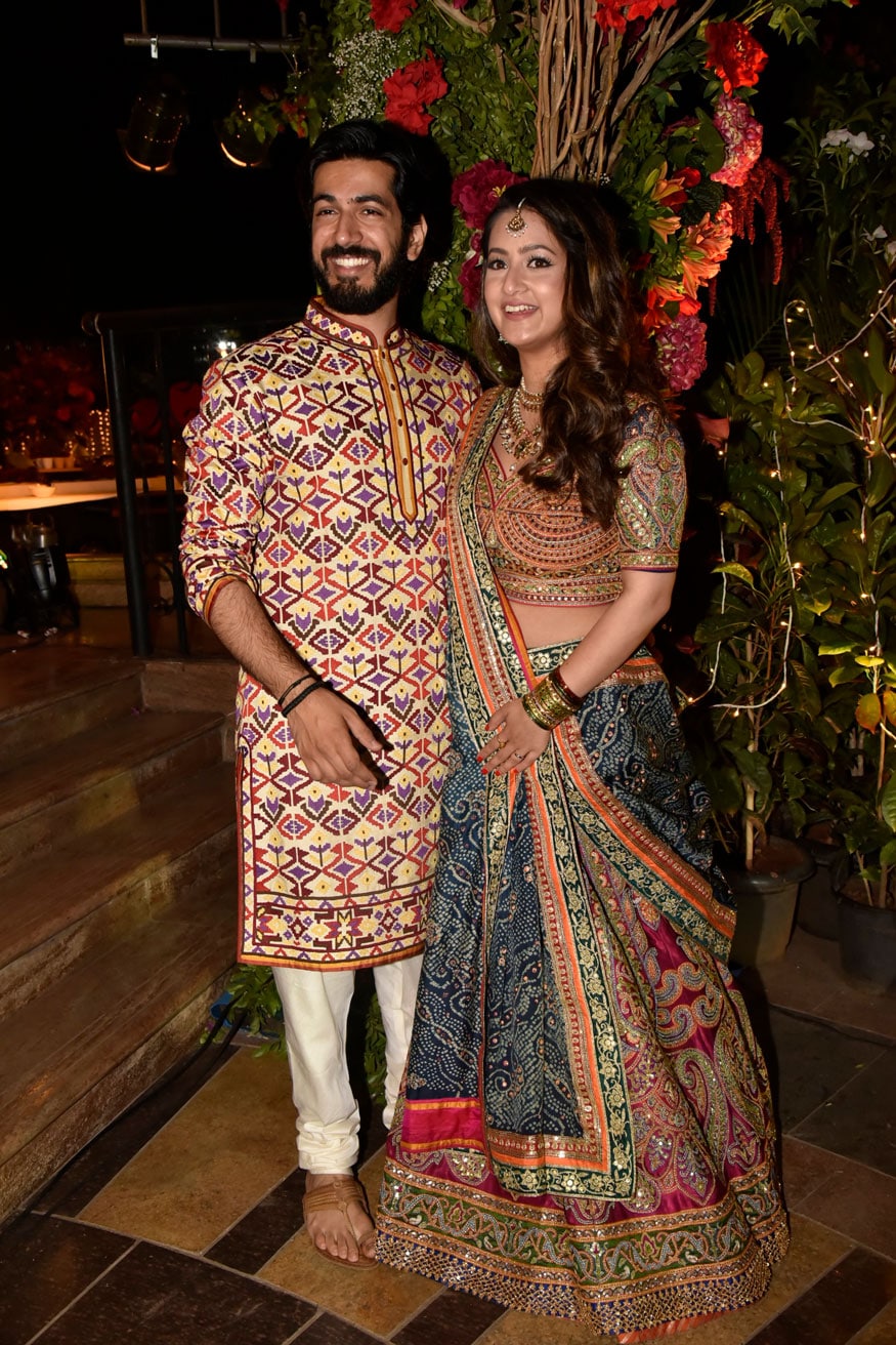 Saudamini Mattu & Siddharth Bhandari's Starry Reception - News18