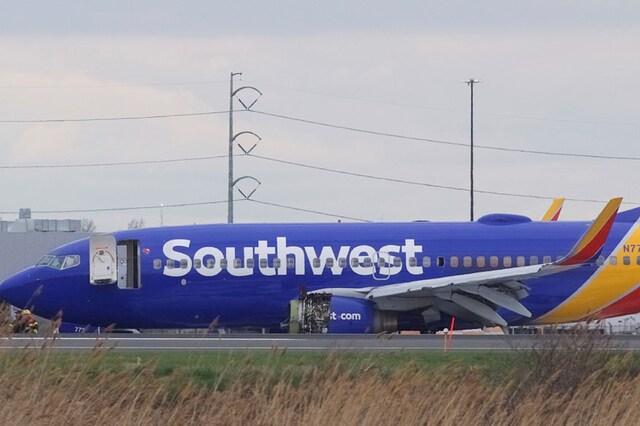 One Dead After Engine Explodes Midair on Southwest Flight - News18