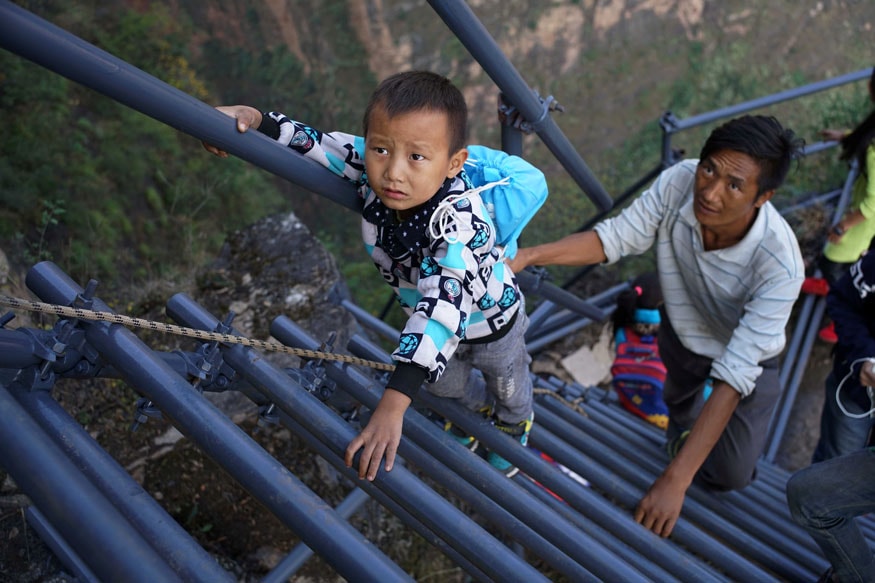 18 Photos Show Students Taking Dangerous Routes to Get to School - News18