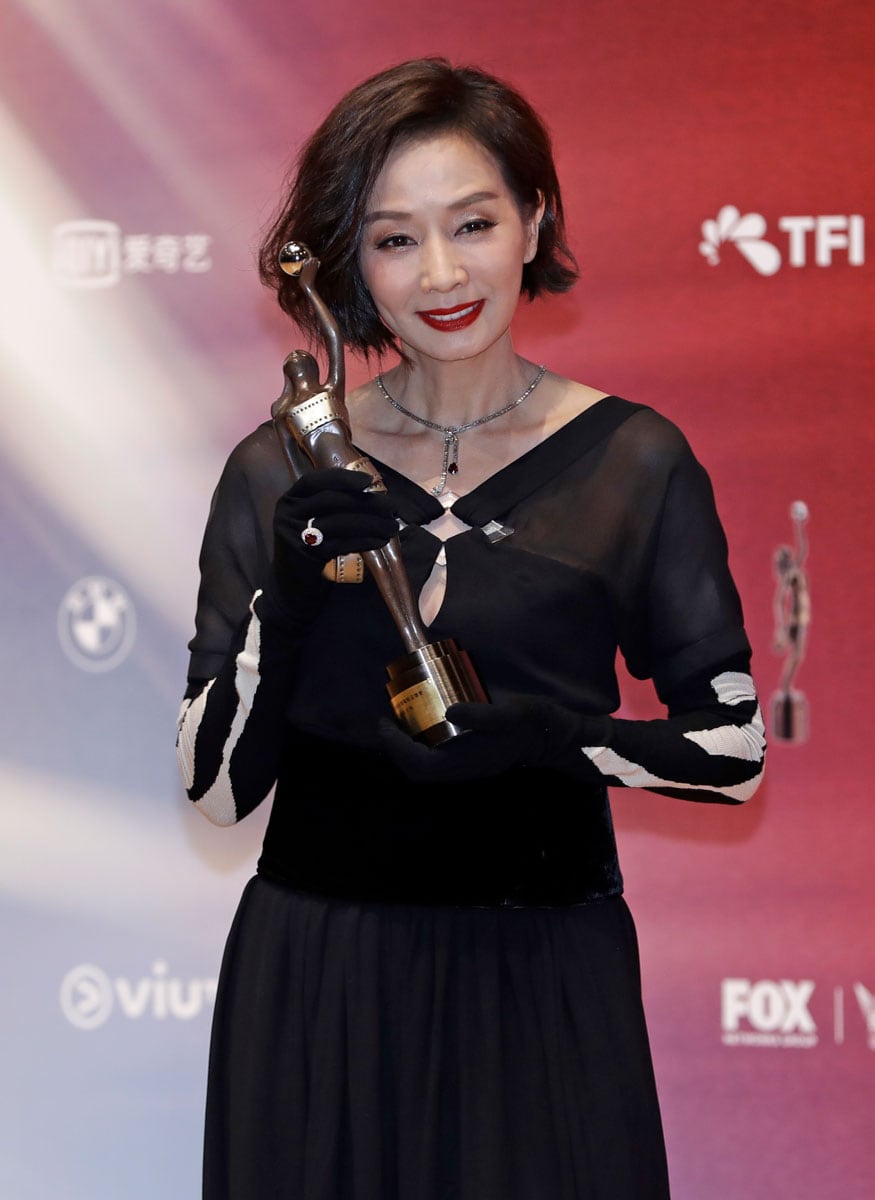 Aamir Khan, Zaira Wasim Attend Hong Kong Film Awards 2018 - News18