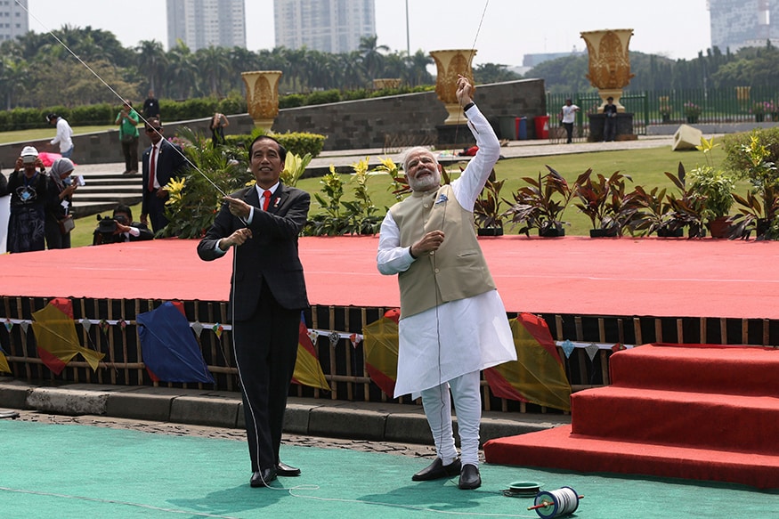 PHOTOS| PM Modi Inaugurates Indonesia's Famous Kite Festival - News18
