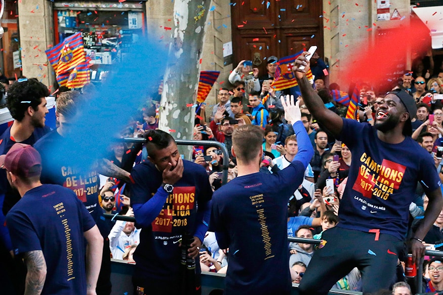 FC Barcelona Celebrates La Liga Triumph in City Parade - News18