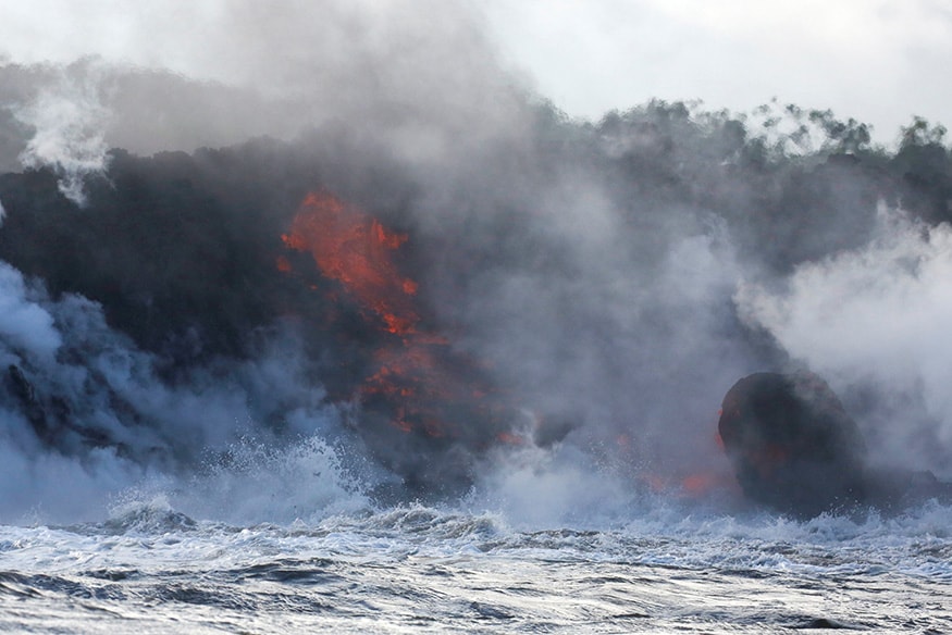 Horrifying Pictures of Hawaii Lava Entering Pacific Ocean - News18