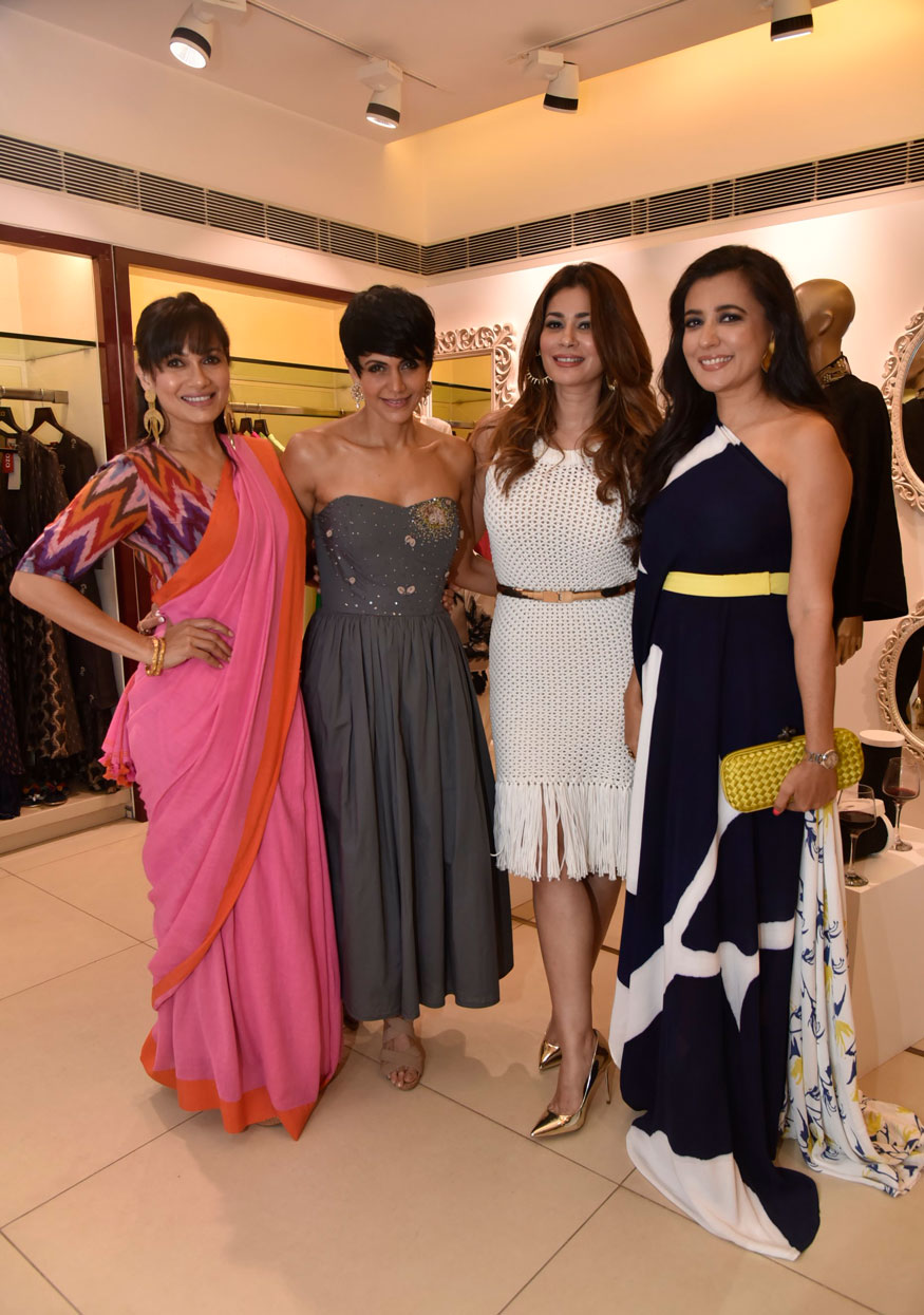 PICS: Bollywood Divas Sizzle at Esha Amin’s Holiday Edit - News18