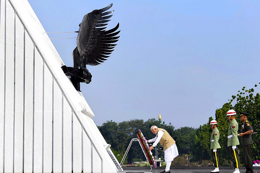 PHOTOS| PM Modi Inaugurates Indonesia's Famous Kite Festival - News18