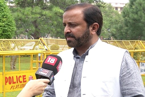 Madhu Goud Yaskhi Says Karnataka Model to Defeat BJP Possible in Other ...