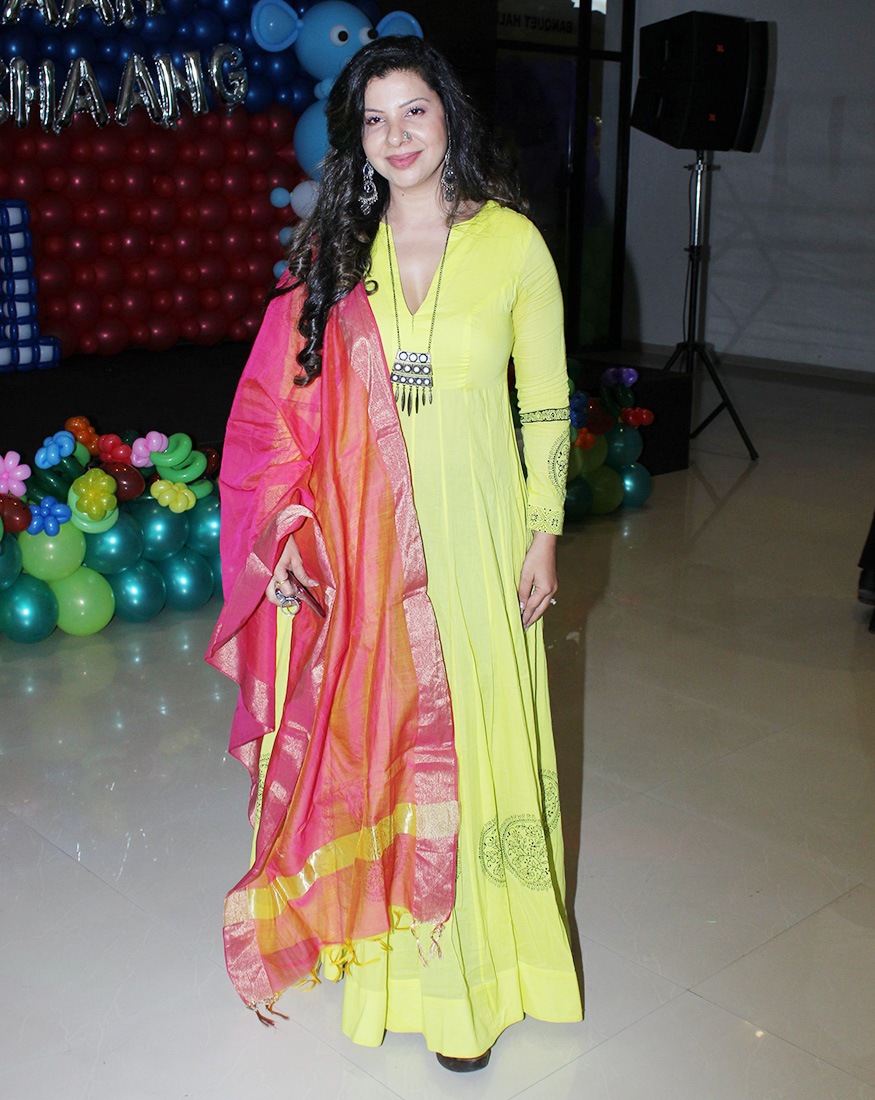 Krushna Abhishek & Kashmera Shah’s twins' 1st B'day Party - News18