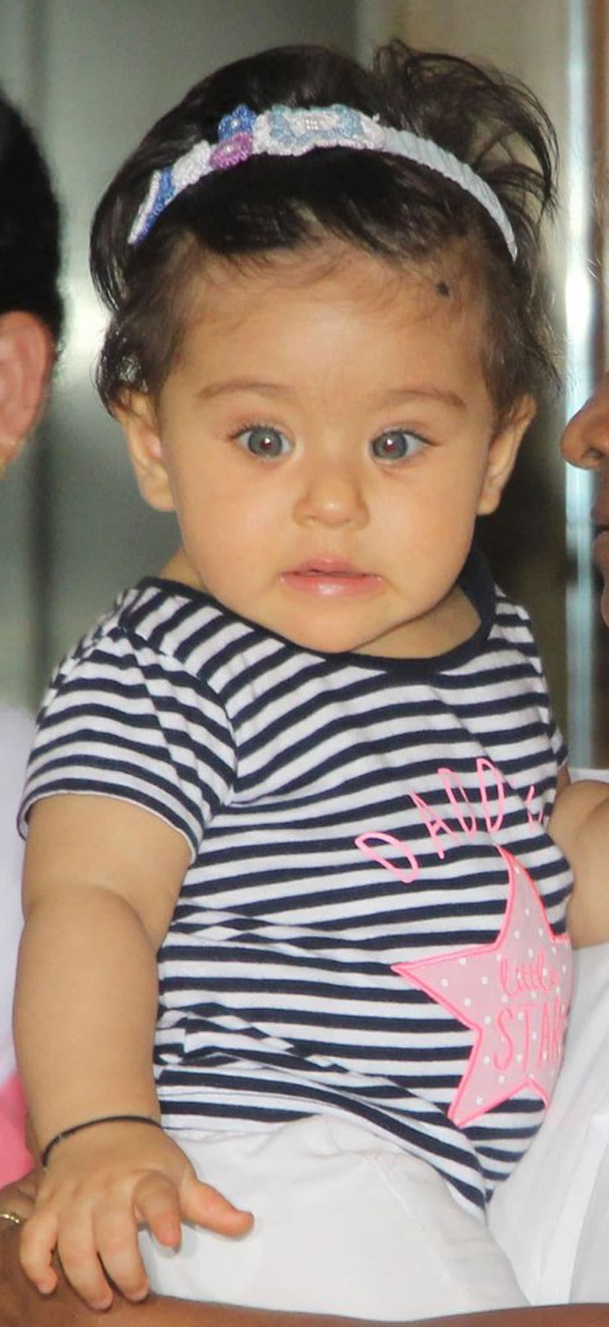 Soha Shares Adorable Picture of Inaaya & Taimur Ali Khan - News18