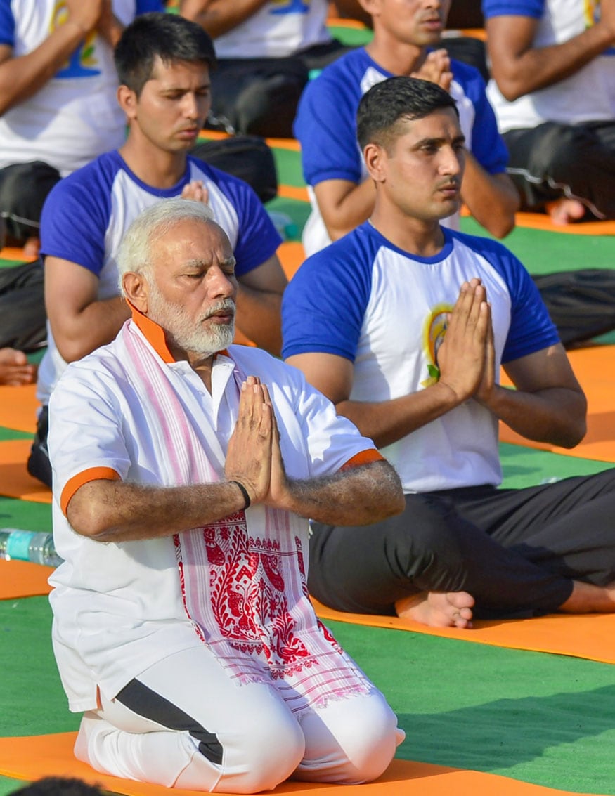 PM Modi Leads 4th International Yoga Celebrations in Dehradun - News18