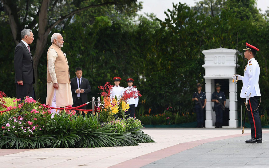 See All the Pictures From PM Modi's Singapore Visit - News18