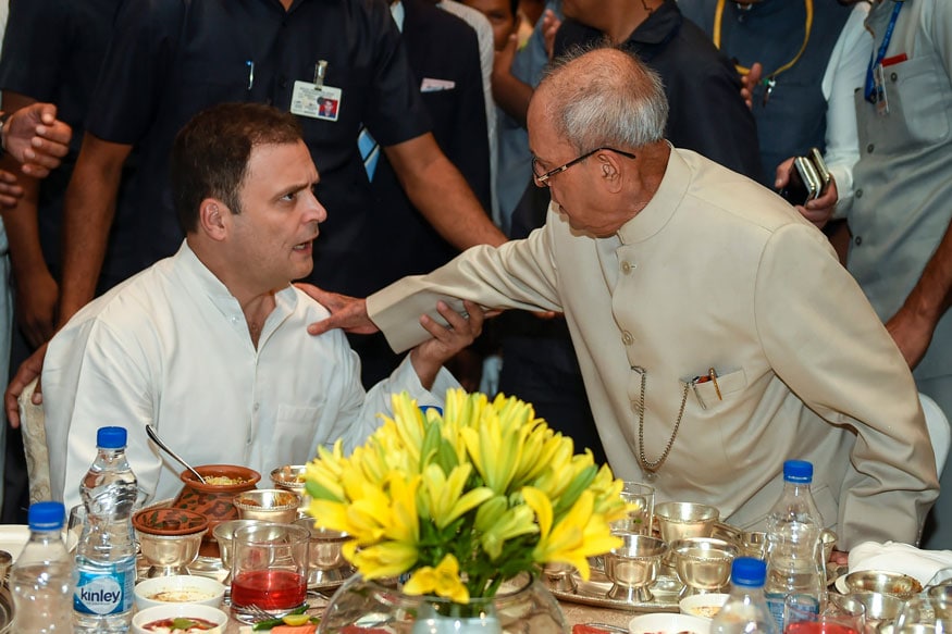 See All the Pictures from Rahul Gandhi's Iftar Party - News18