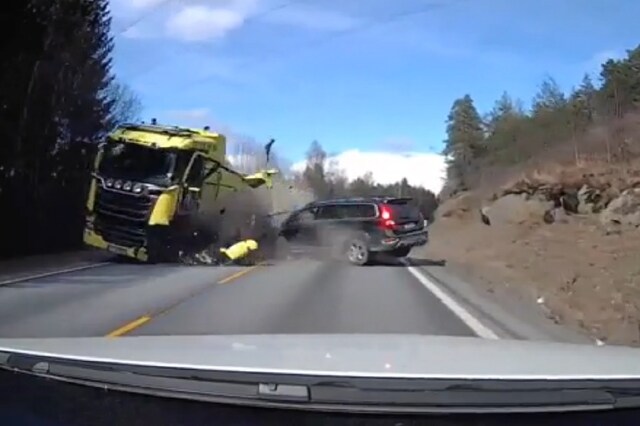 Brutal Head-On Truck Crash Proves Why Volvo Cars are so Safe, Driver ...