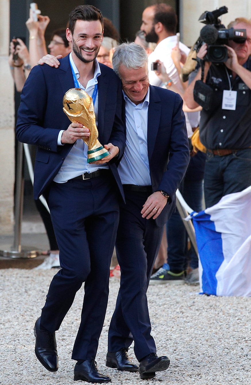 French Football Team Gets Hero's Welcome in Paris; See Photos - News18