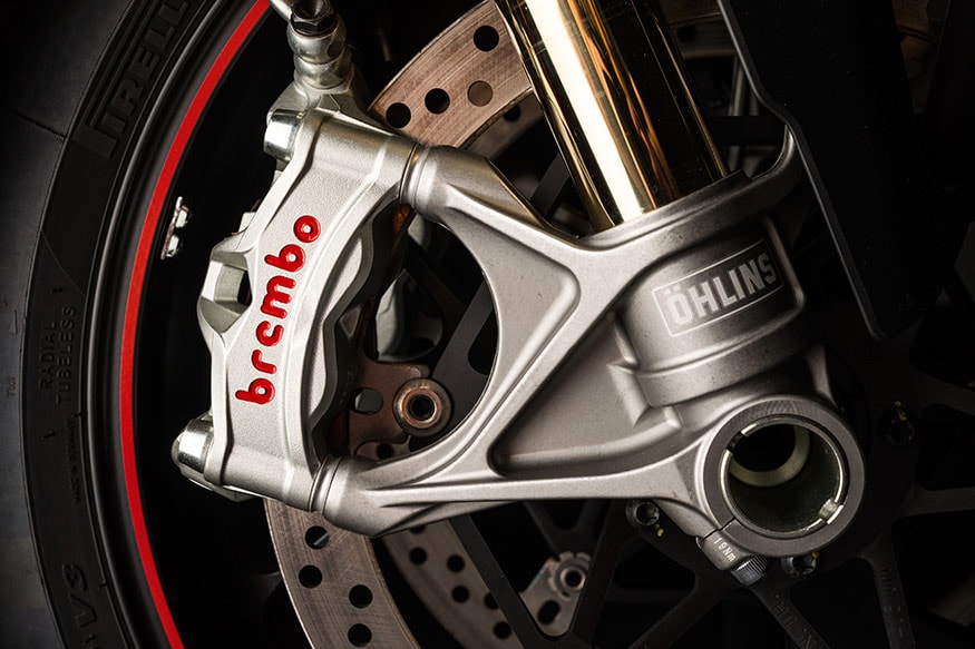 Ducati Panigale V4 S – The Rs 25 Lakh Ferrari of Superbikes - News18