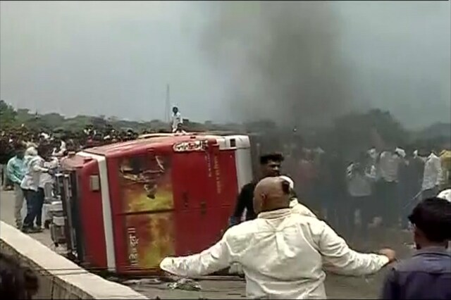 Maratha Outfits Call For Mumbai Bandh Today as Quota Stir Turns Violent - News18