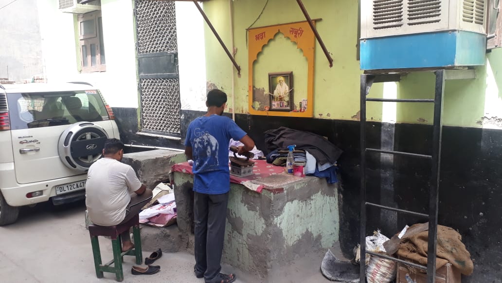 SUNDAY FEATURE | 11 Deaths, 1 House, No Killer: All of Burari Knows the ...